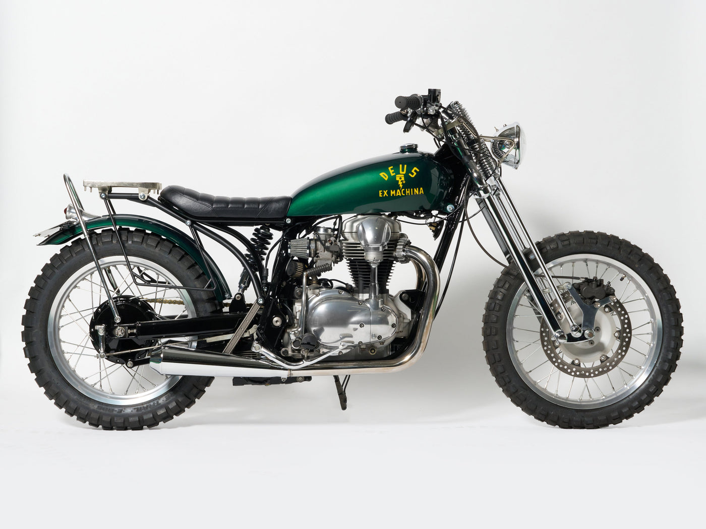 Vireo Runner （Kawasaki W650） – Deus Ex Machina/デウスエクスマキナOfficial